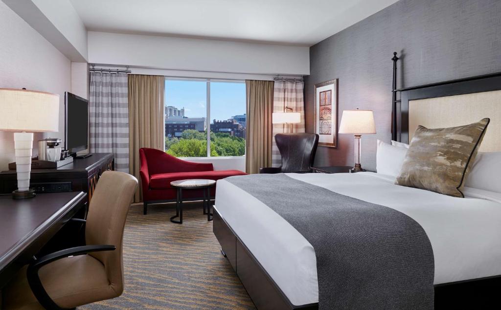 The Inn at Penn, A Hilton Hotel, Philadelphia (updated prices 2025)