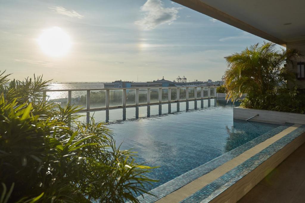 Rizal Park Hotel, Manila (updated prices 2025)