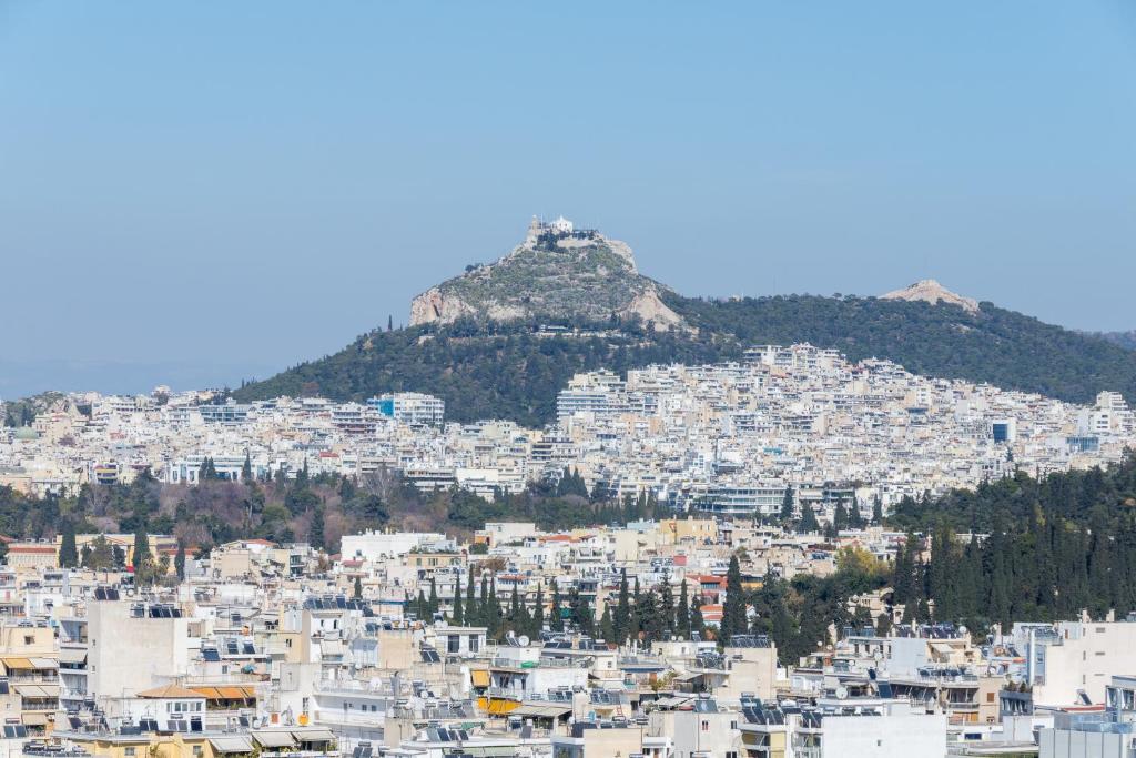 ACROPOLIS VIEW apartment for 4 people, Athens (updated prices 2025)