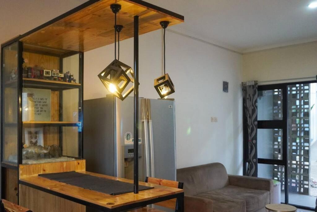 Cozy Haven with Jacuzzi, Rooftop, Bandung (updated prices 2026)