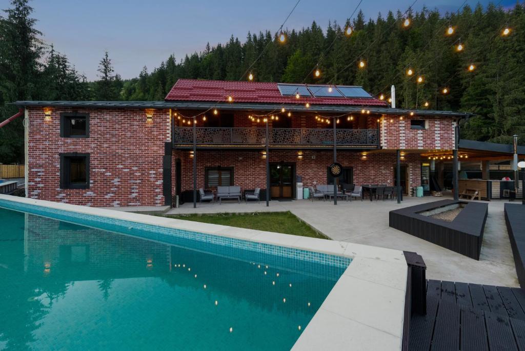 Transylvania House, Arieşeni (updated prices 2026)