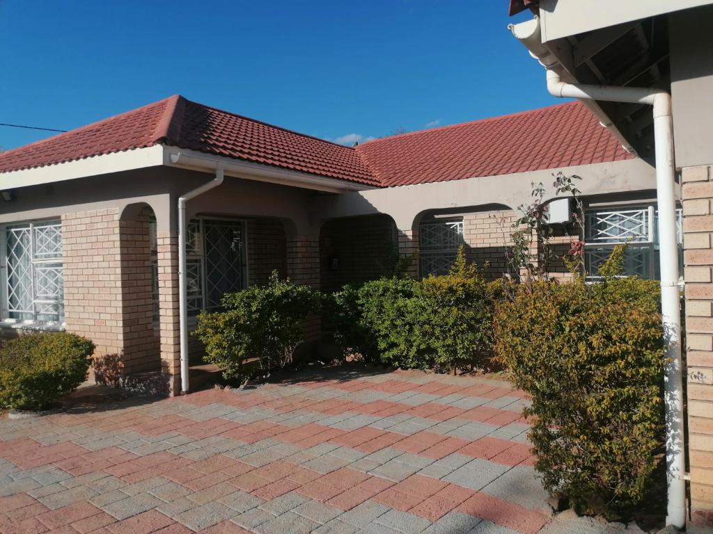 Khayalami Guest House, Mahalapye (updated prices 2025)