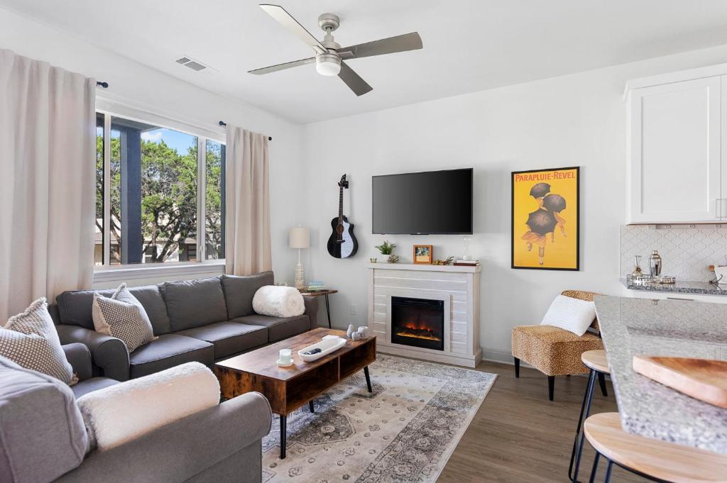 Luxurious 3-Bedroom Getaway, Point Venture (aktualisierte Preise für 2024)