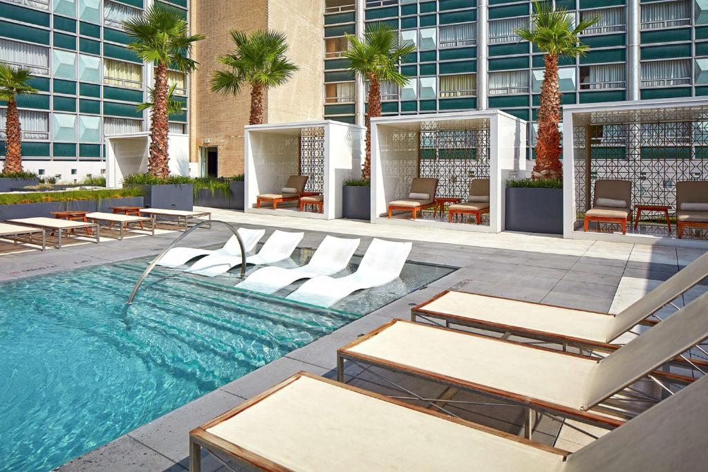 The Statler Dallas, Curio Collection By Hilton, Dallas (updated prices ...