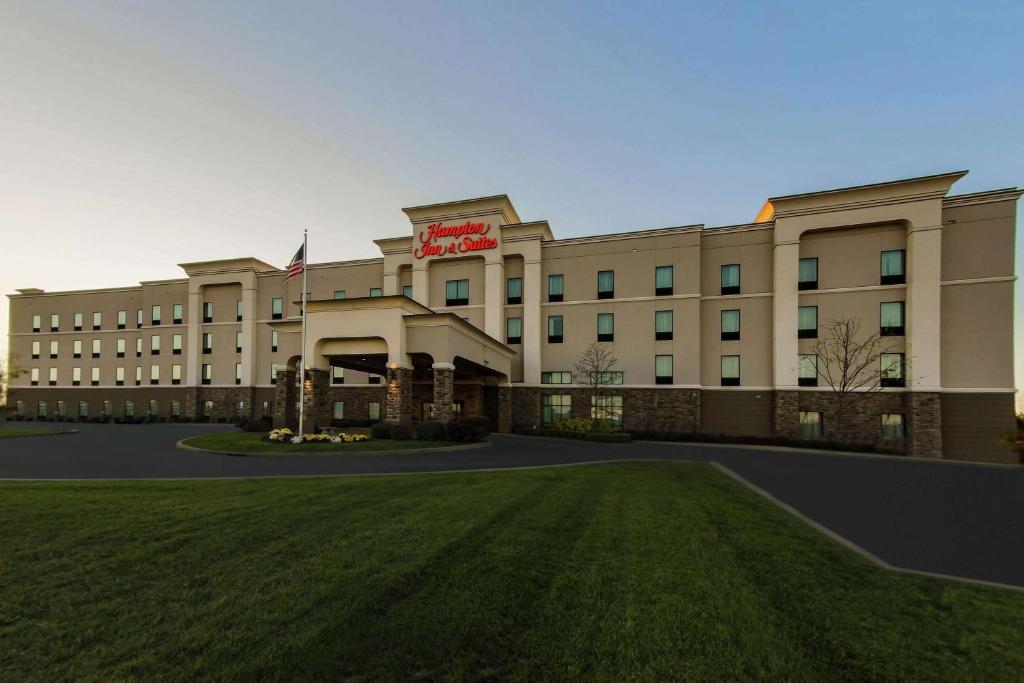 Hampton Inn & Suites Wheeling - The Highlands, Triadelphia (updated ...