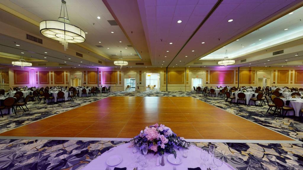 DoubleTree Boston North Shore Danvers, Danvers (updated prices 2025)