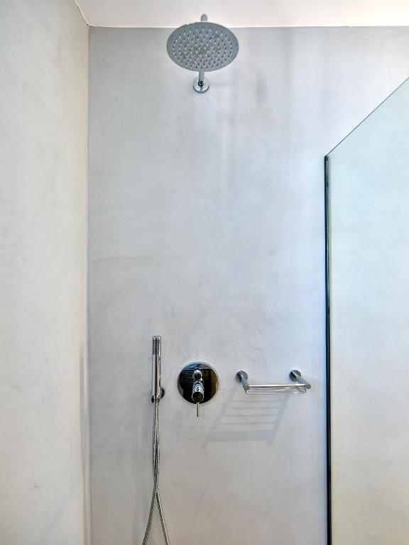 Paros Gem, Naousa (updated prices 2025)