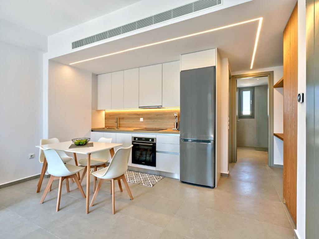 Paros Gem, Naousa (updated prices 2025)