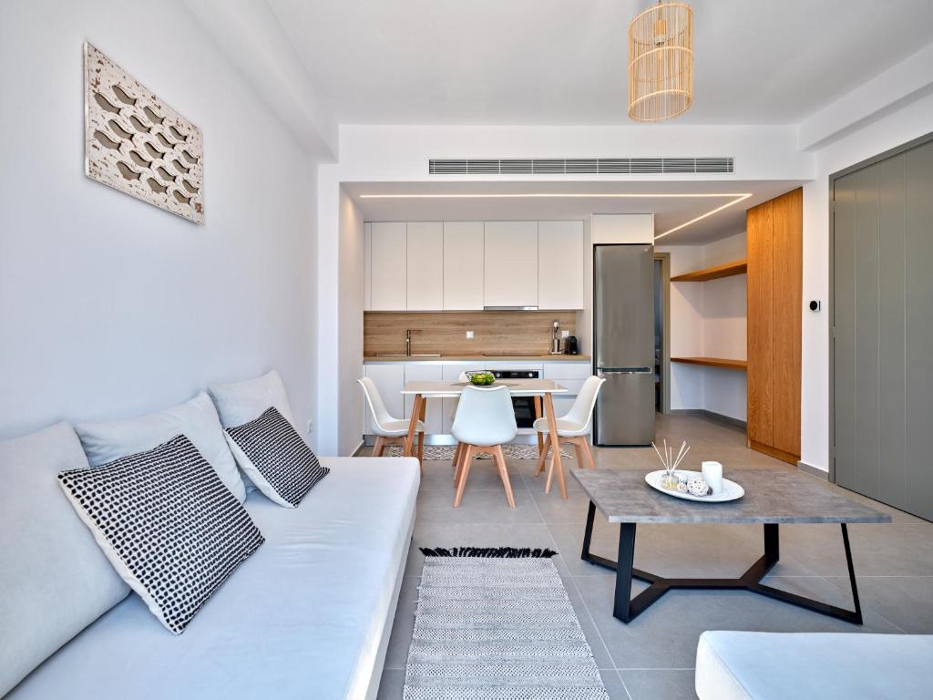 Paros Gem, Naousa (updated prices 2025)