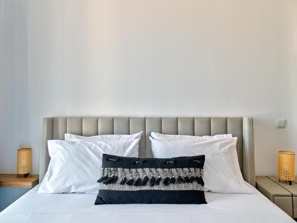 Paros Gem, Naousa (updated prices 2025)