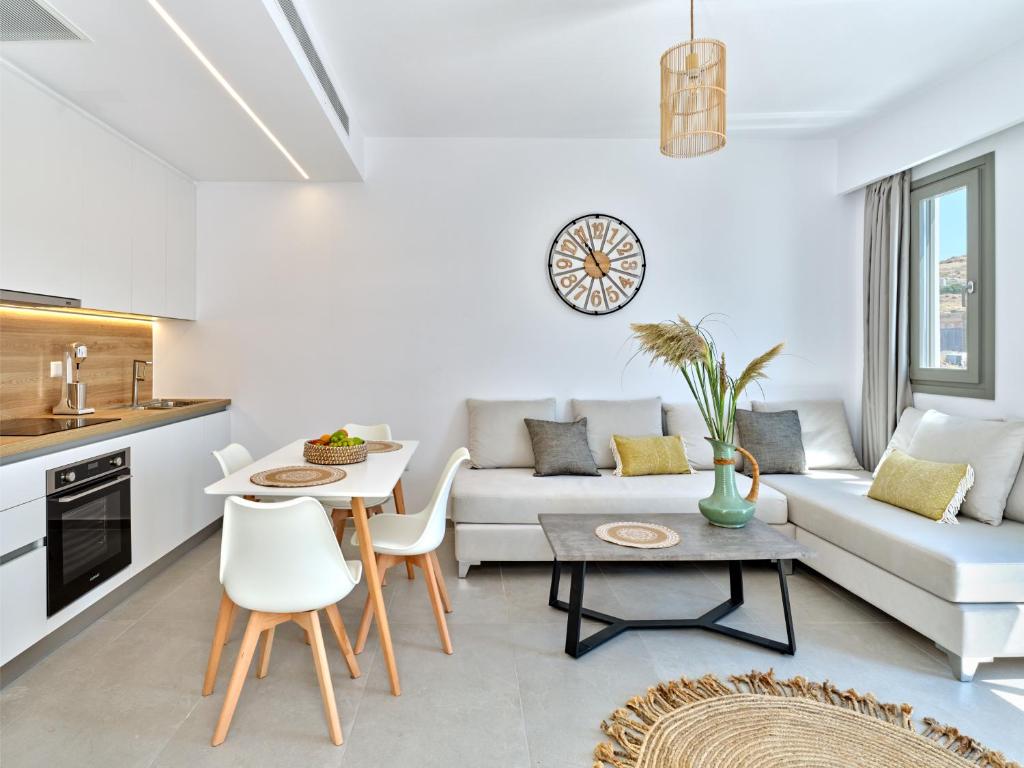 Paros Gem, Naousa (updated prices 2025)