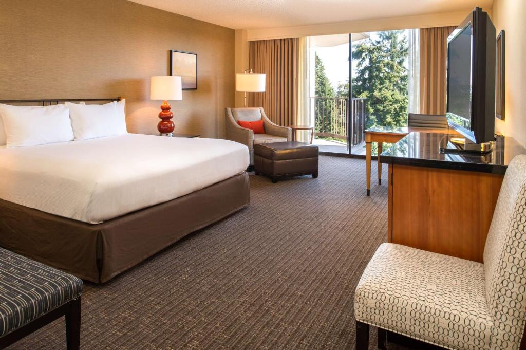 DoubleTree by Hilton Seattle Airport, SeaTac (updated prices 2025)