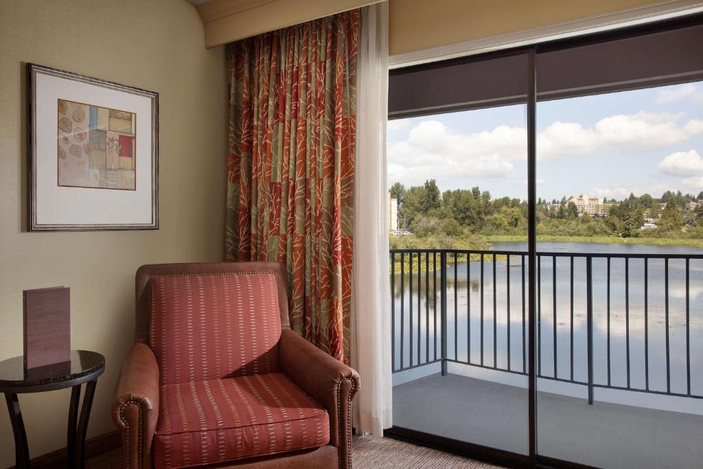 DoubleTree by Hilton Seattle Airport, SeaTac (updated prices 2025)