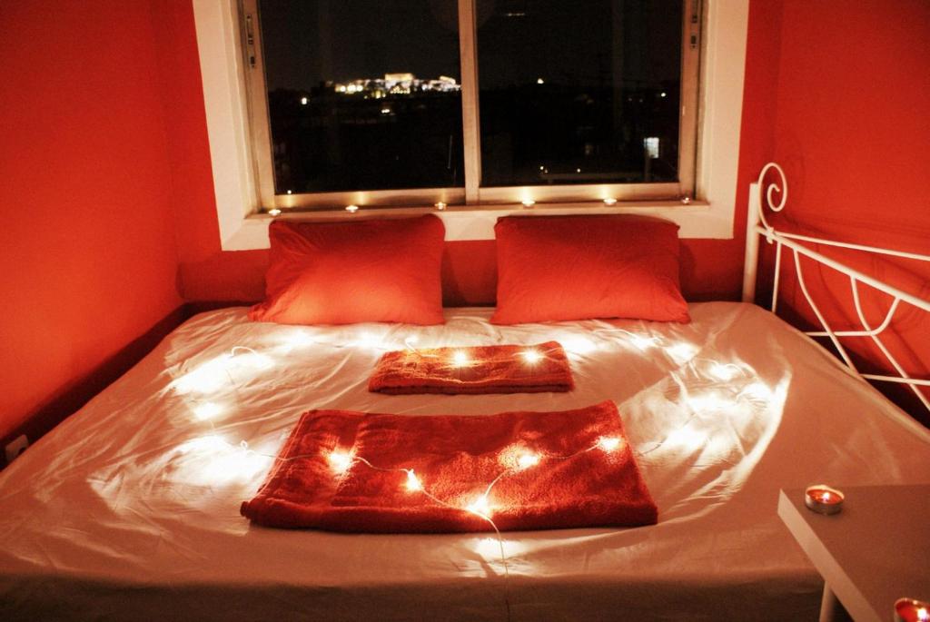 Acropolis View Party Roof Top Room - Noisy, Atenas (preços atualizados ...