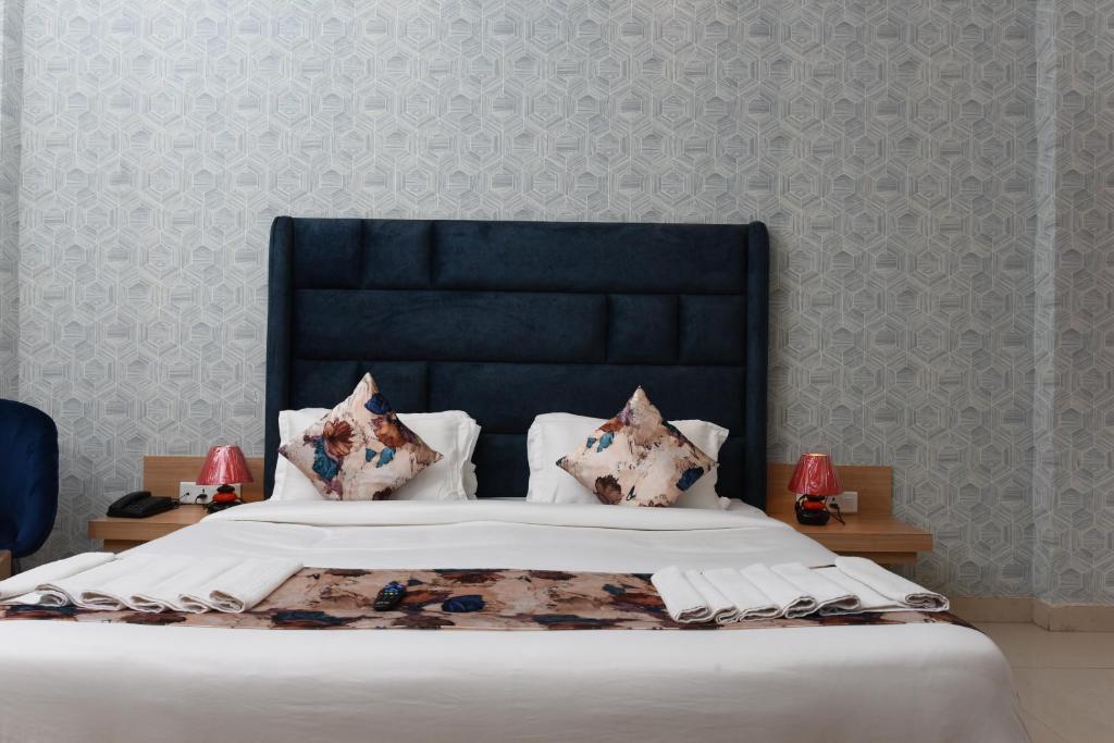 Hotel Apple Tree, Amritsar (updated prices 2024)