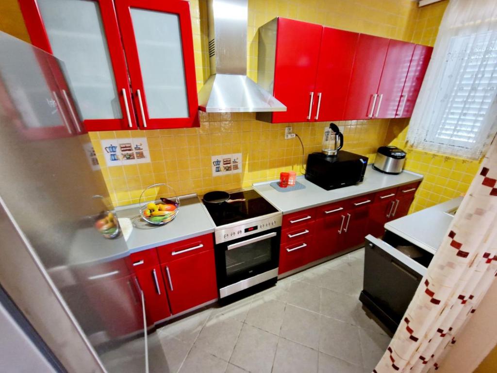 Kuća, Krtoli (актуальные цены 2025 года)