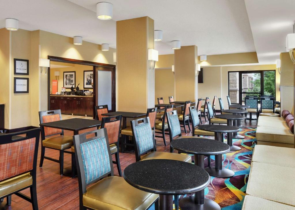 Hampton Inn Dallas Irving Las Colinas, Irving (updated prices 2025)
