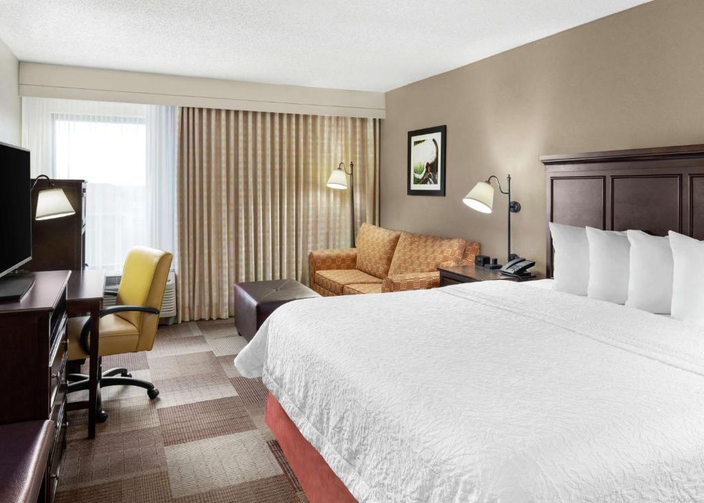 Hampton Inn Dallas Irving Las Colinas, Irving (updated prices 2025)