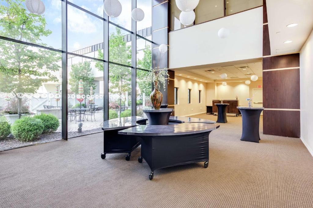 DoubleTree by Hilton Binghamton, Binghamton (updated prices 2025)