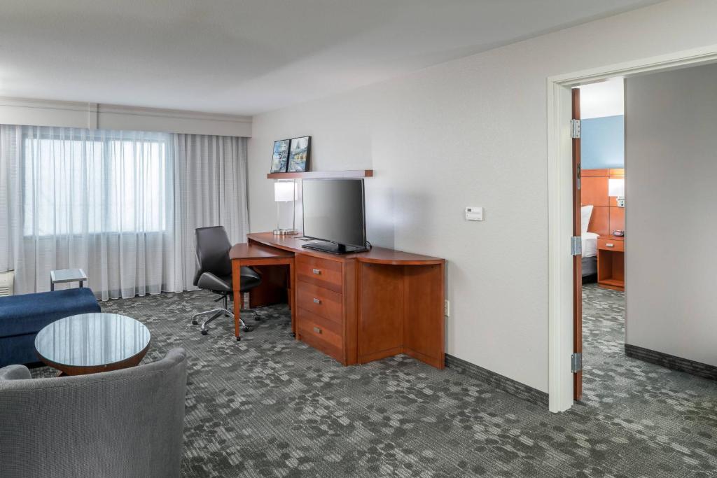 Courtyard by Marriott Austin Parmer Tech Ridge, Austin (updated prices ...