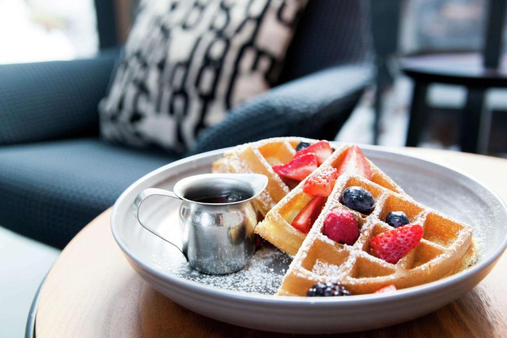 Freepoint Hotel Cambridge, Tapestry Collection by Hilton, Cambridge ...