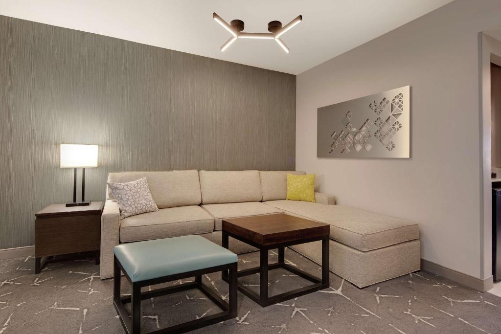 Embassy Suites by Hilton Atlanta Perimeter Center, Atlanta (updated ...