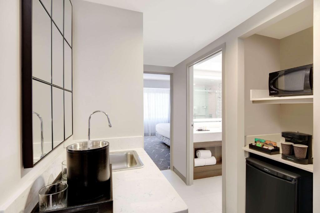 Embassy Suites by Hilton Atlanta Perimeter Center, Atlanta (updated ...