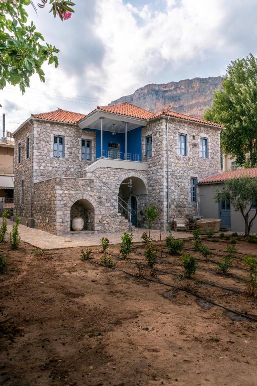 ENGLEZENA'S GUESTHOUSE, Leonidion (updated prices 2026)