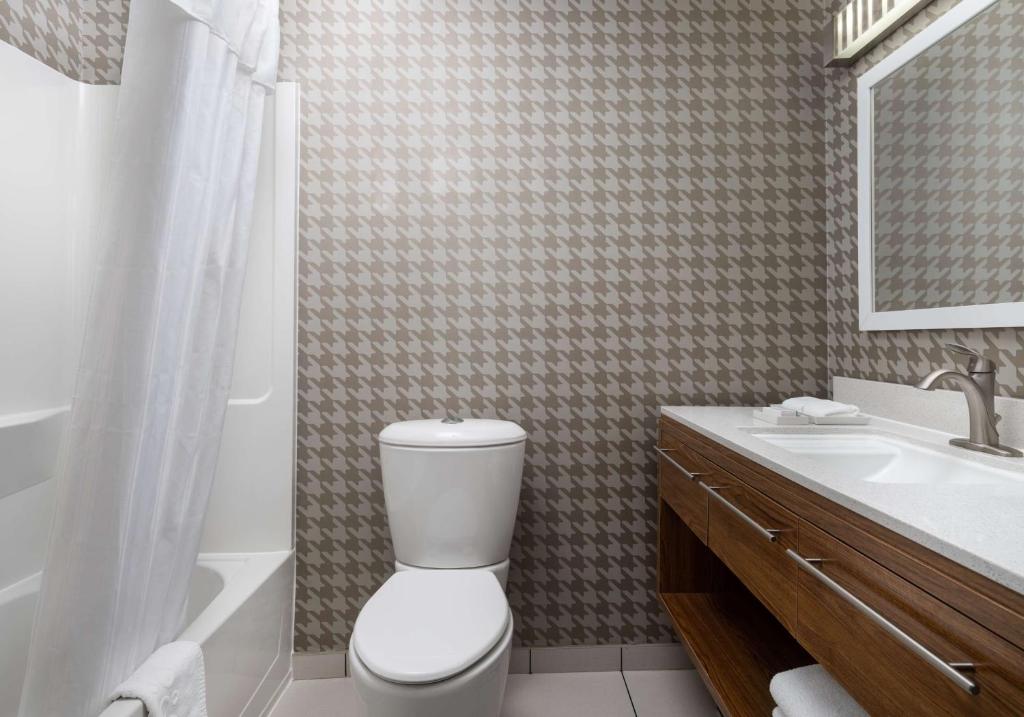 Home2 Suites by Hilton Charleston Airport Convention Center, SC ...