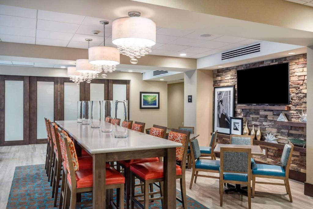Hampton Inn Baltimore Bayview Campus, Baltimore (updated prices 2025)