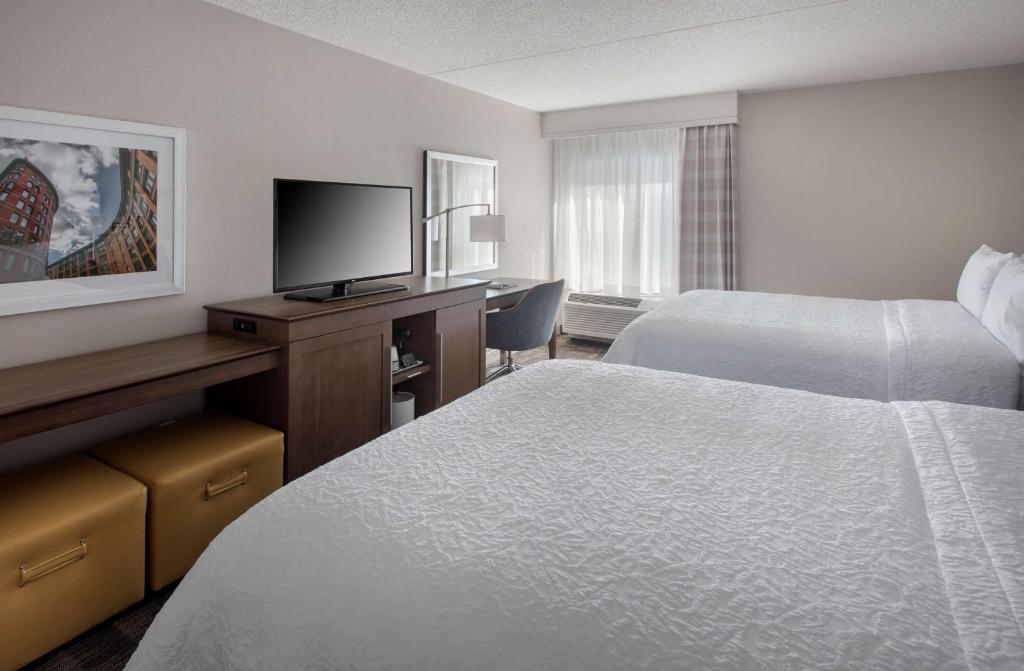 Hampton Inn Boston Logan Airport, Boston (updated prices 2025)