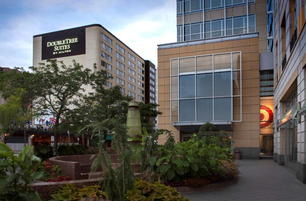 Doubletree Minneapolis