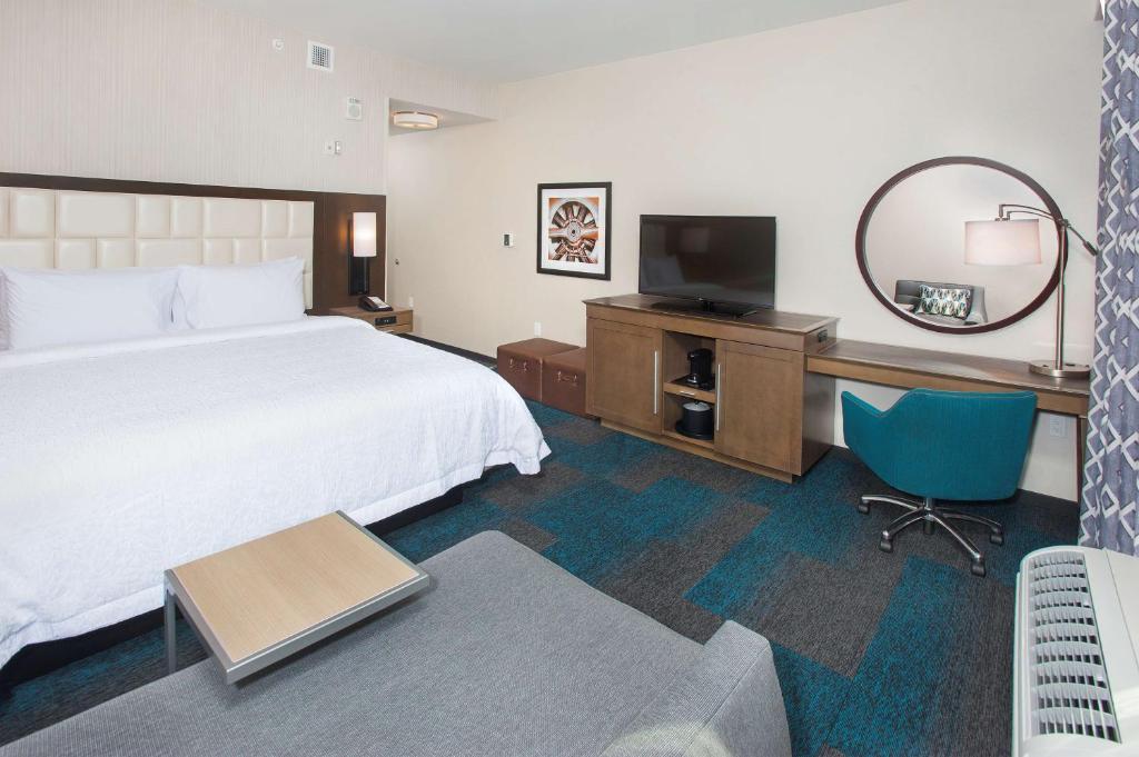 Hampton Inn & Suites LAX El Segundo, El Segundo (updated prices 2026)