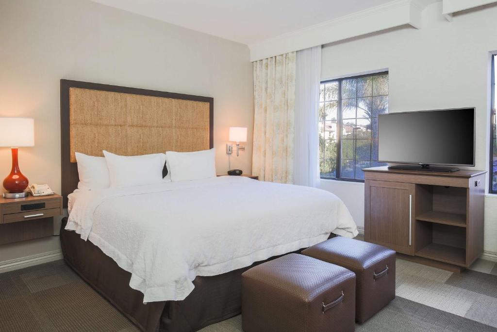 Hampton Inn & Suites Camarillo, Camarillo (updated prices 2025)