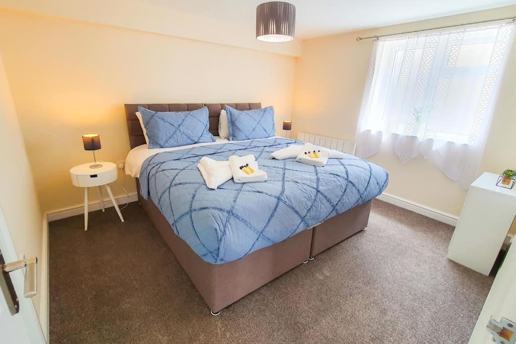 Blue Orchid in Stroud, Stroud (updated prices 2025)