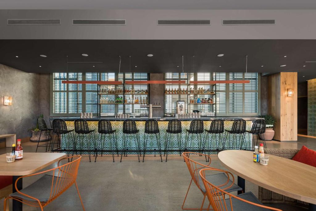 Motto by Hilton Philadelphia Rittenhouse Square, Philadelphia (updated ...