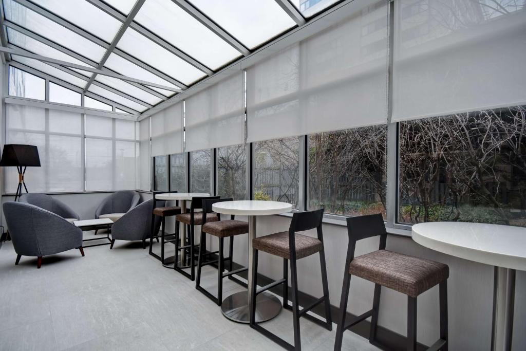 Hampton Inn NY-JFK, Queens (updated prices 2025)