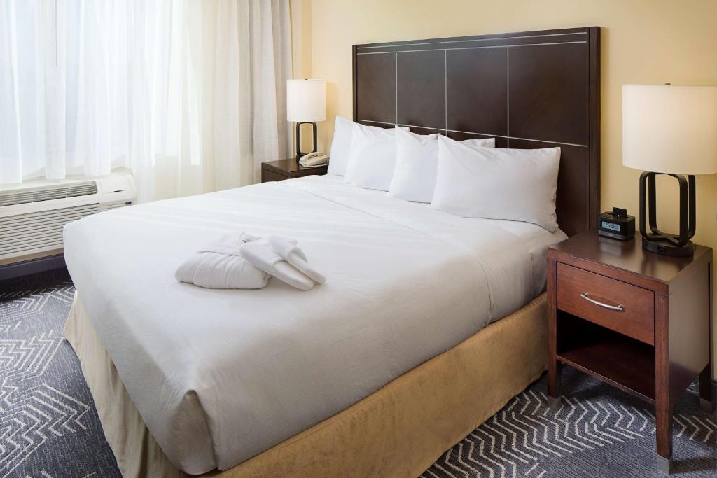 DoubleTree by Hilton Los Angeles/Commerce, Commerce (updated prices 2025)
