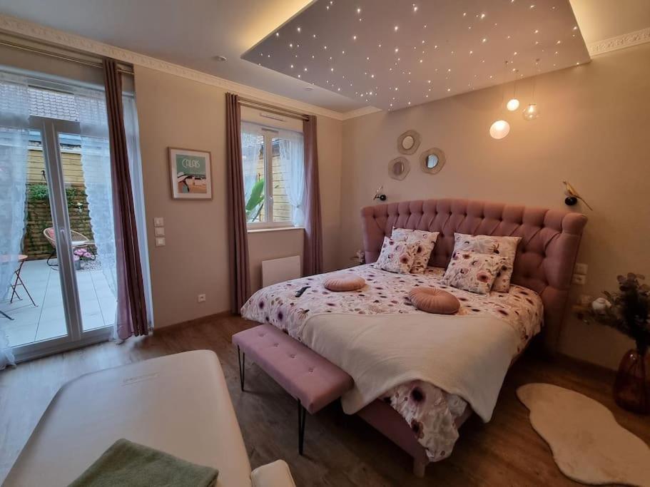 La bulle romantique, Calais – Updated 2023 Prices