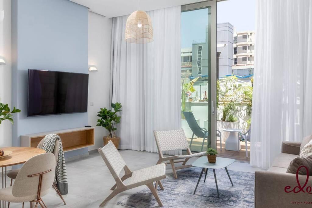 דירת גן יוקרתית 50 מטר מהים - By Edom, Eilat – Updated 2024 Prices