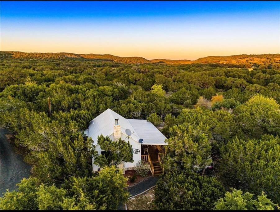 Modern Cabin with Hill Country Views, Rio Frio (updated prices 2026)