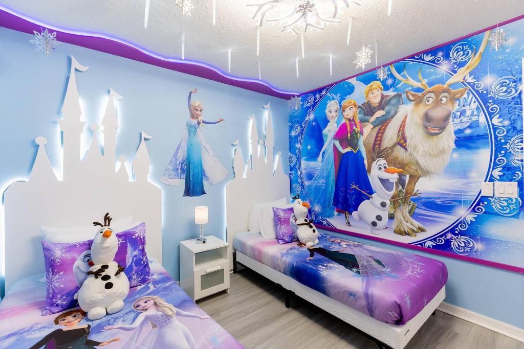 Thematic House with pool and game room at Resort, Davenport – Updated ...