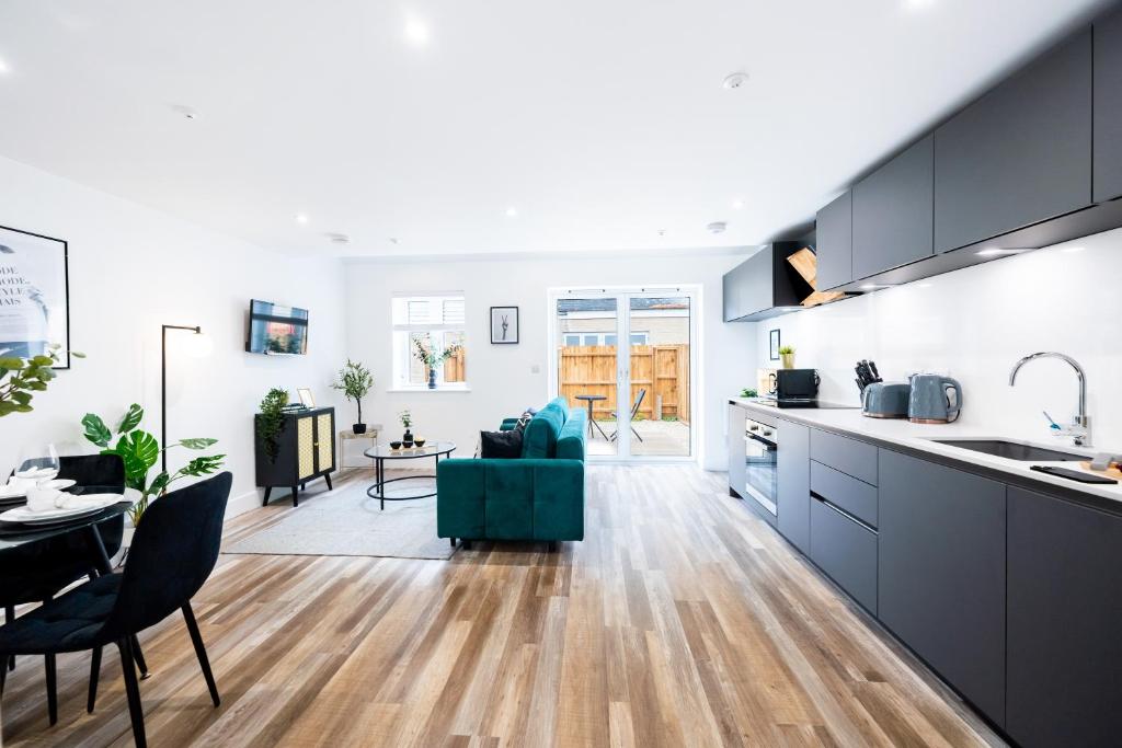 Hosta Group - Prestige 1 Bed Apartment - The Olive, Cambridge – Updated ...