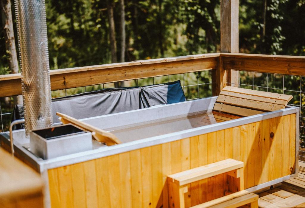 Finger Lakes Treehouse, Sodus (updated prices 2025)