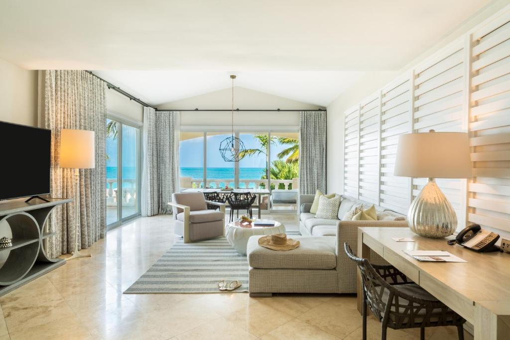 Grace Bay Club, Grace Bay (updated prices 2025)