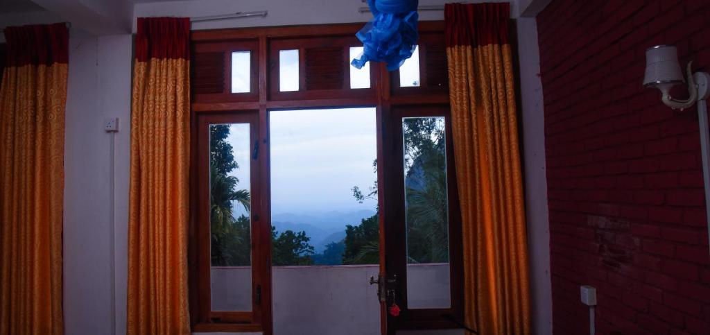 Eco Salient View, Ella (aktualisierte Preise für 2025)