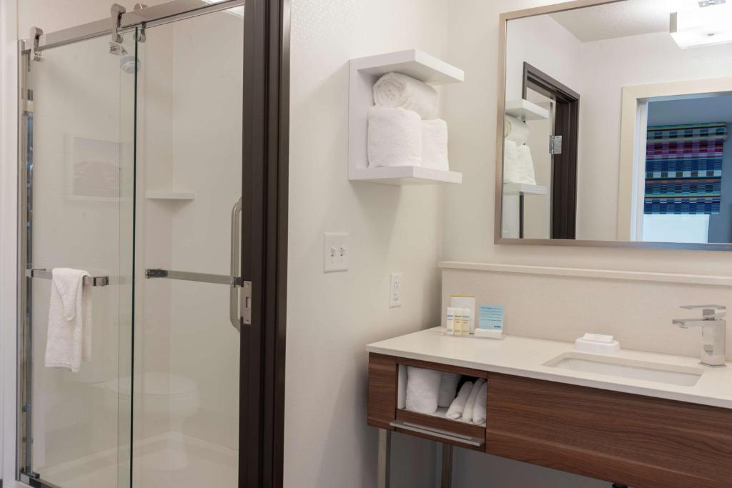 Hampton Inn & Suites Xenia Dayton, Xenia (updated prices 2025)