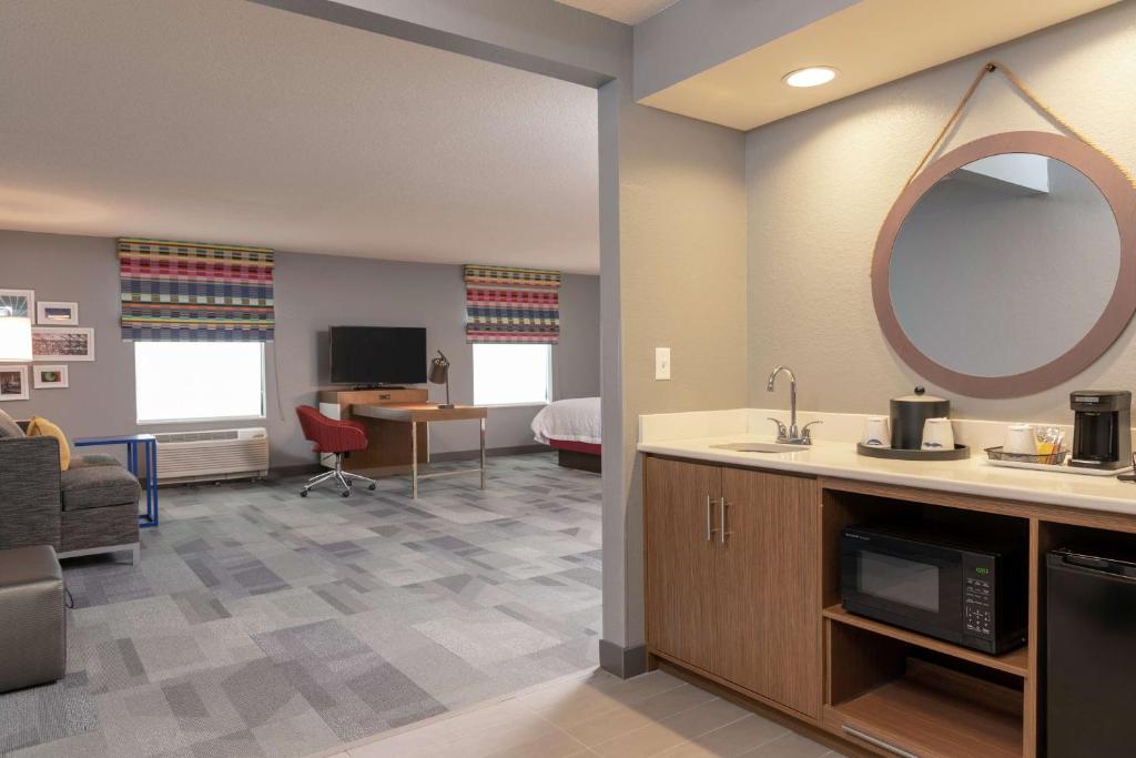 Hampton Inn & Suites Xenia Dayton, Xenia (updated prices 2025)