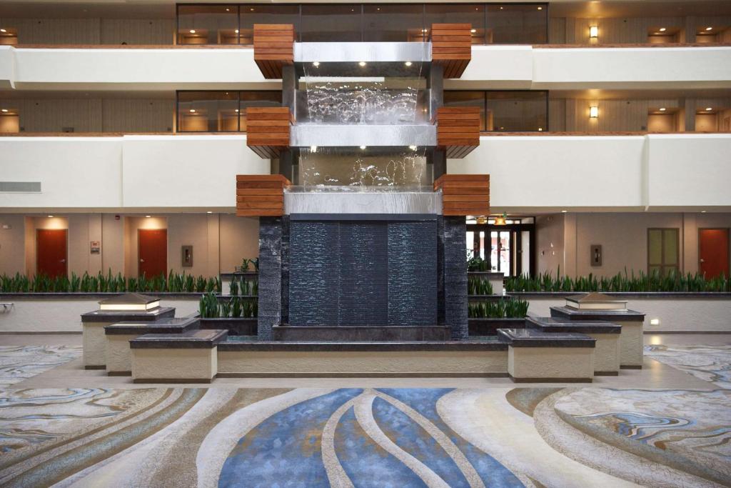 DoubleTree by Hilton Fresno Convention Center, Fresno (updated prices 2025)