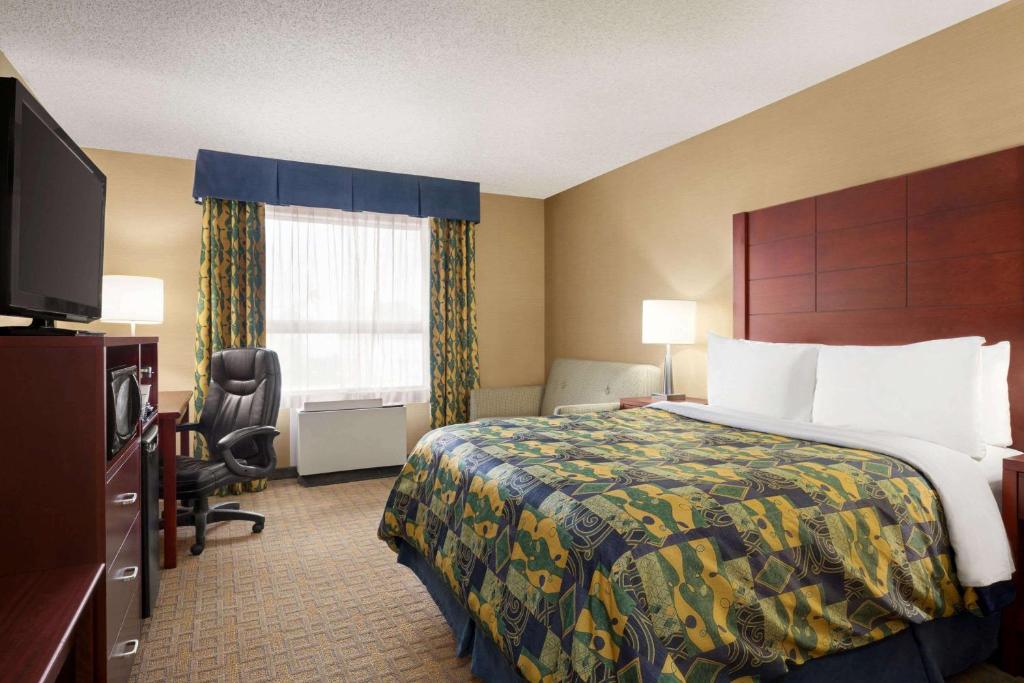 Travelodge by Wyndham Oshawa Whitby, Oshawa (updated prices 2025)